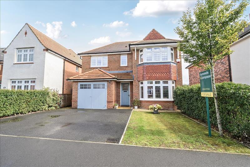 3 bedroom detached house for sale in Vale View, Shaftesbury, SP7 ...