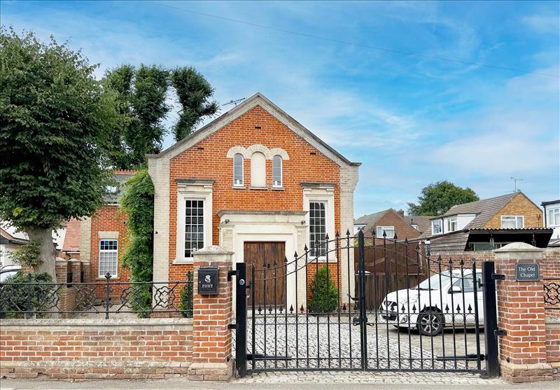 4 bedroom detached house for sale in Burnham Road, Southminster, CM0 ...