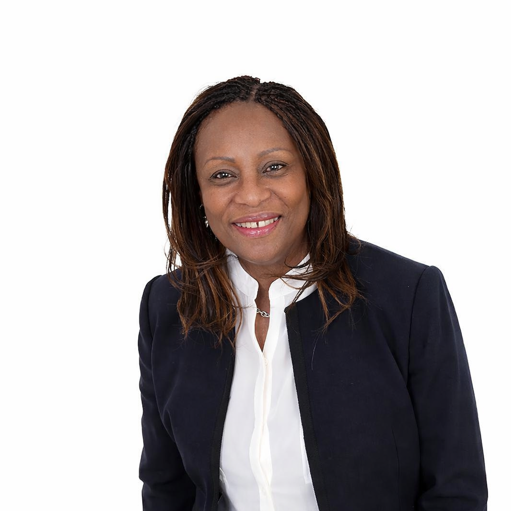Our People | Stennett & Stennett solicitors